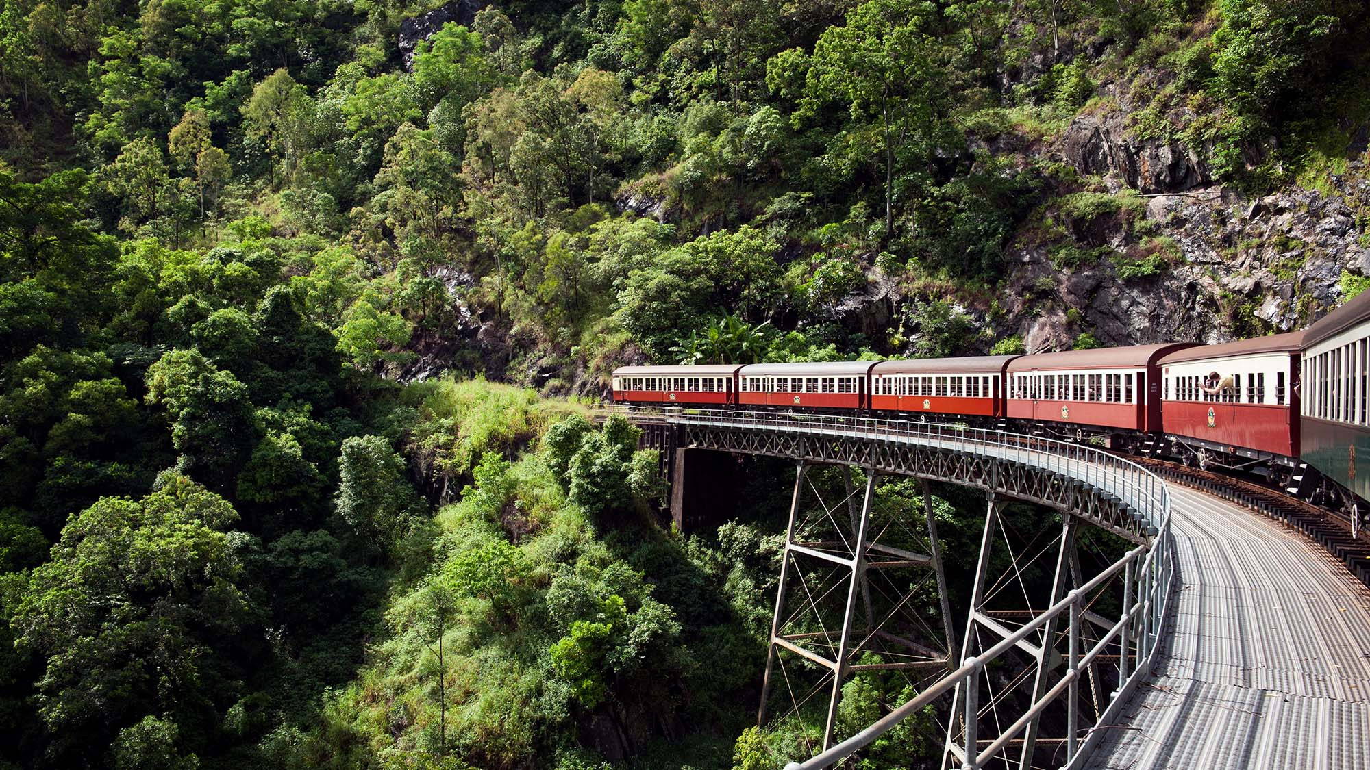 The Spirit of Queensland rail journey | Holidays of Australia & the ...