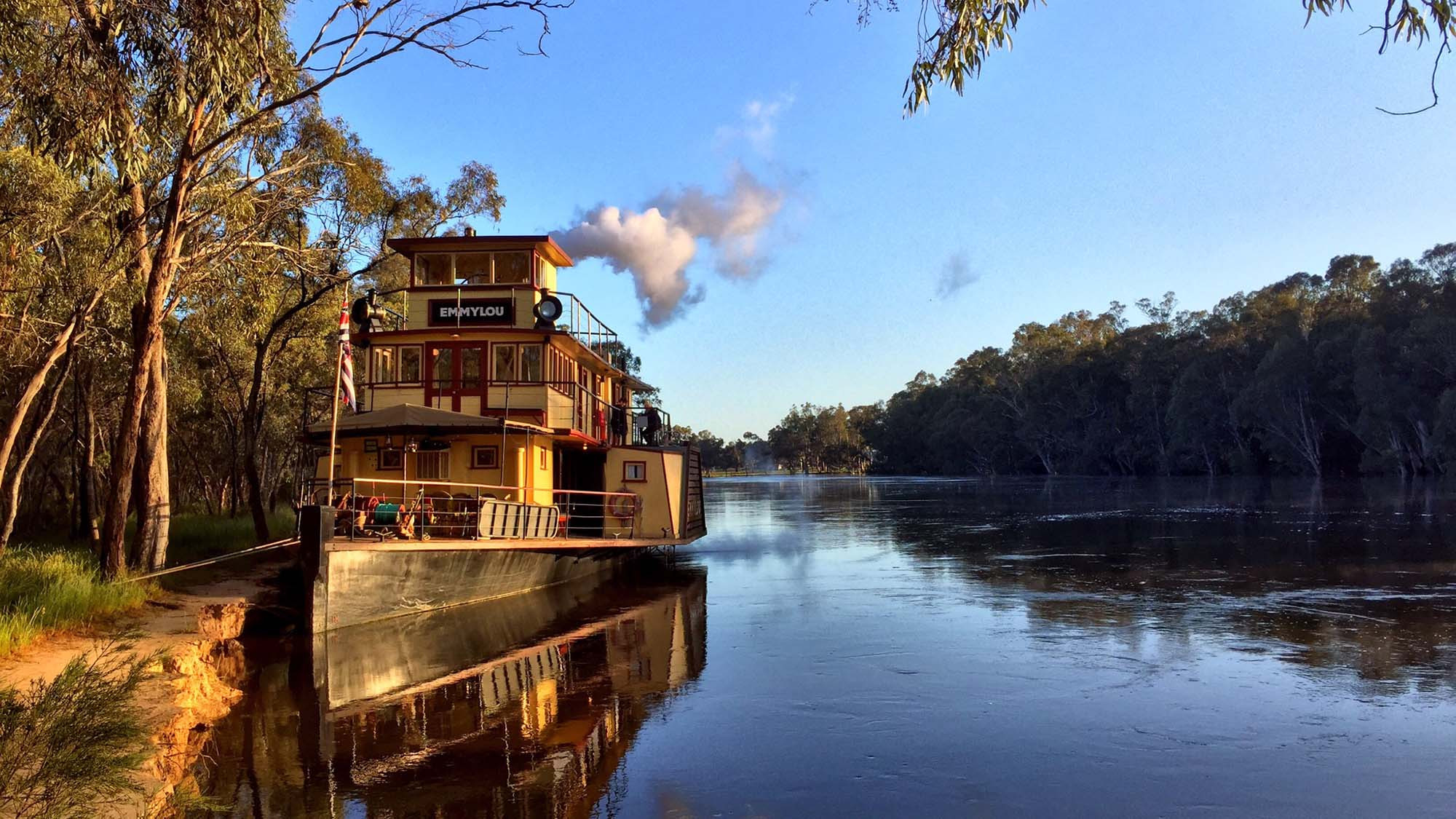 Murray River Paddle Steamer holidays | Holidays of Australia & the ...