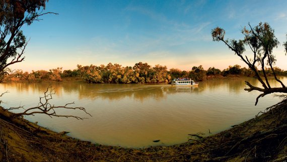 Spirit of the Outback | Holidays of Australia & the World - Great Rail ...